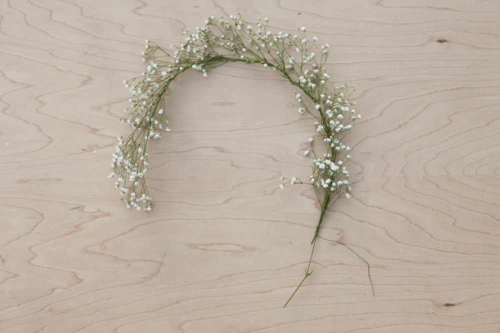 How to Make A Baby's Breath Crown - Rustic Wedding Chic