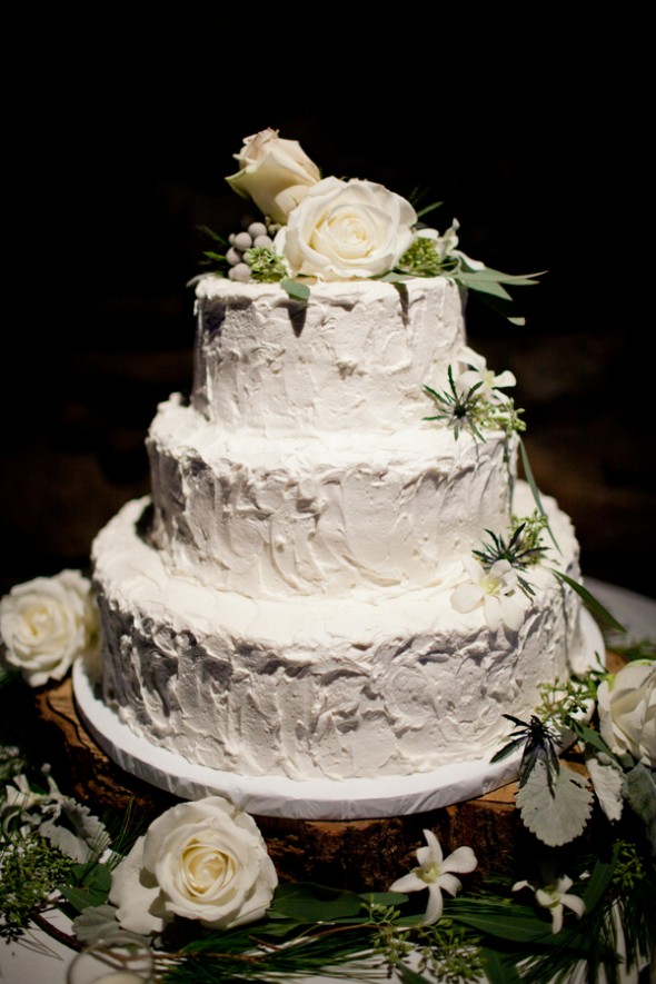 Rustic White Wedding Cake - Rustic Wedding Chic