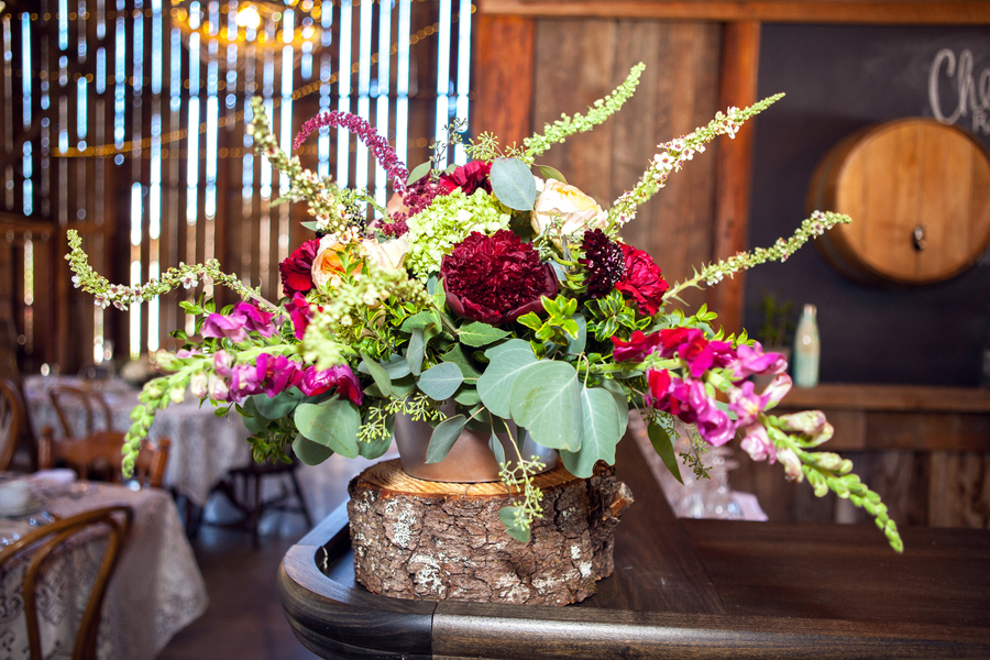 Elegant & Rustic Outdoor Barn Wedding - Rustic Wedding Chic